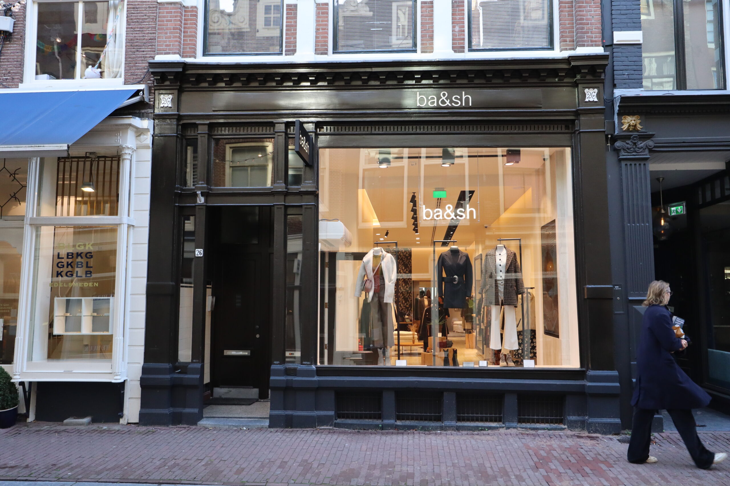 Fashion brand Ba&sh leases a third store in The Netherlands - B&O ...