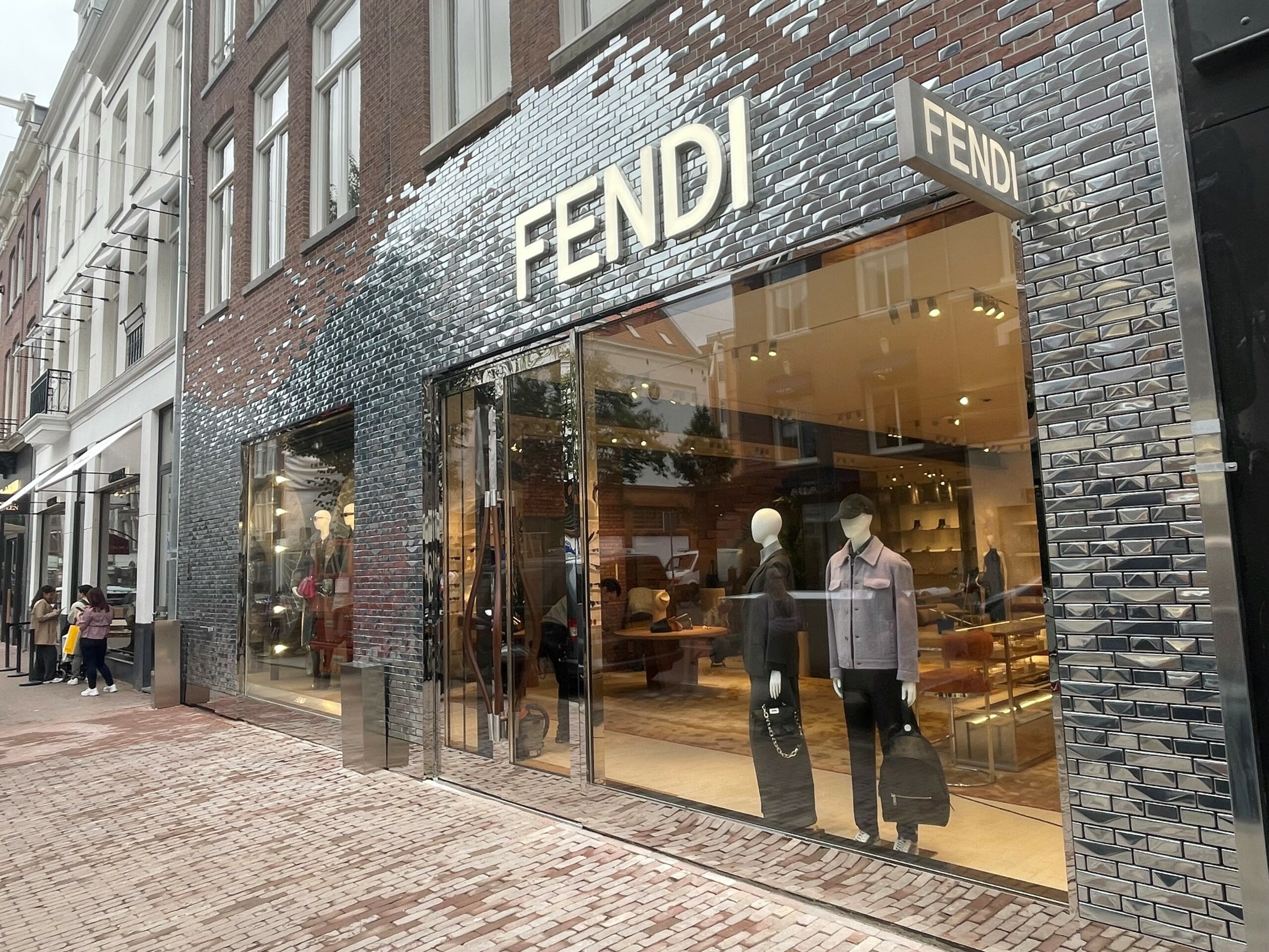 Fendi opens retail space on P.C. Hooftstraat - B&O RETAIL ...